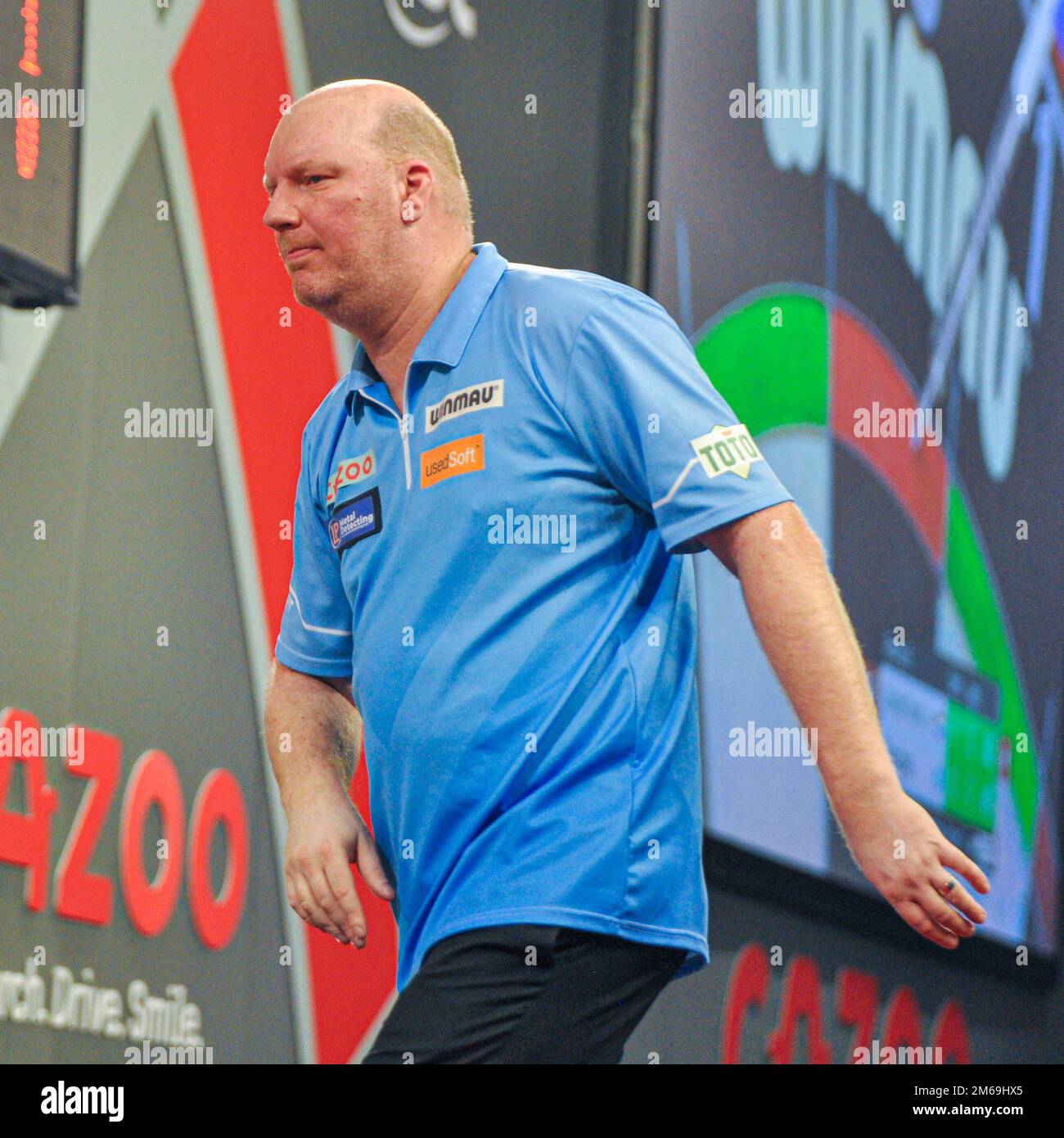 LONDON, UNITED KINGDOM - DECEMBER 22: Vincent van der Voort of the ...