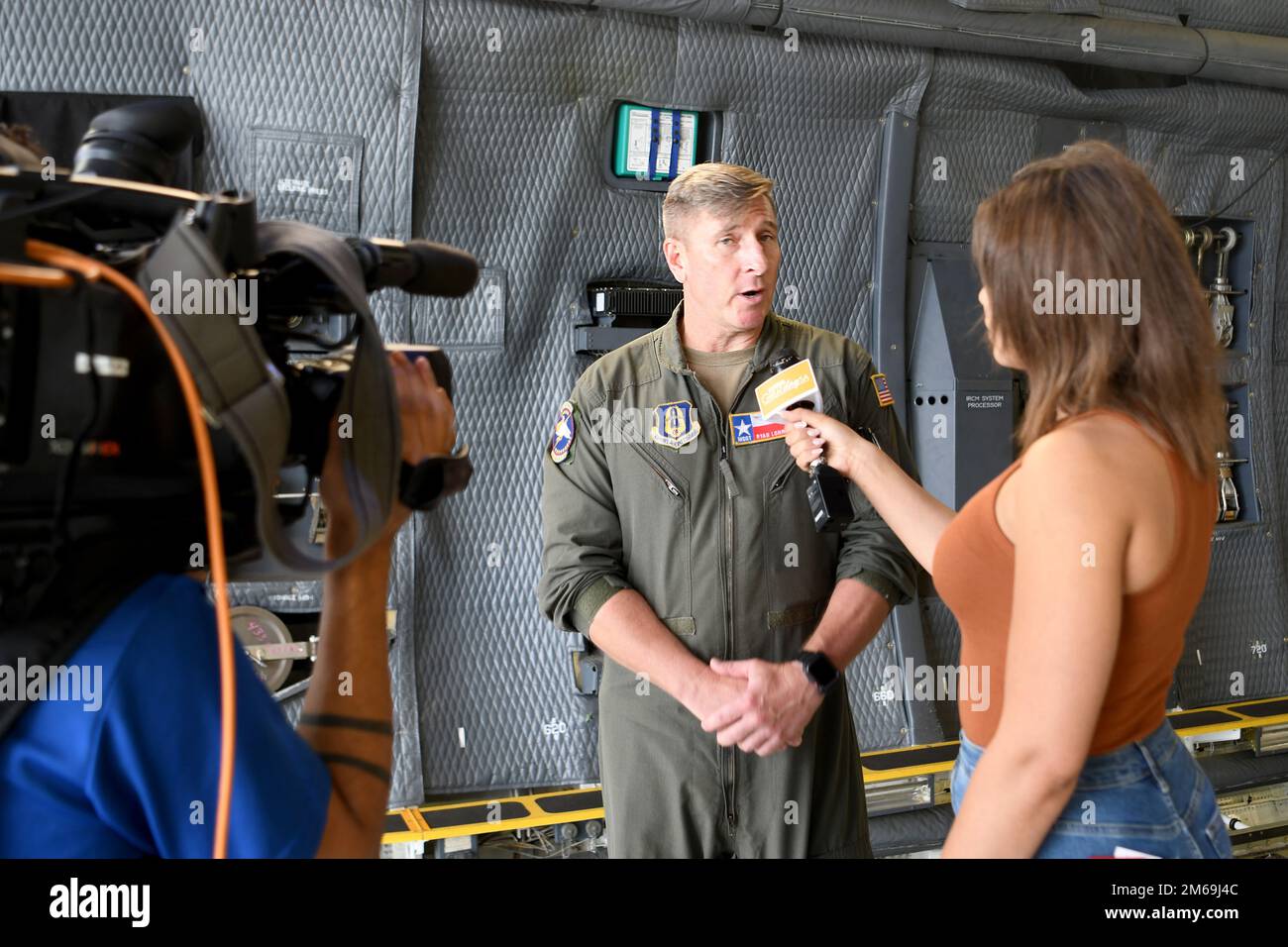 Clark Finney, KENS 5 Great Day SA reporter and co-hots, right ...