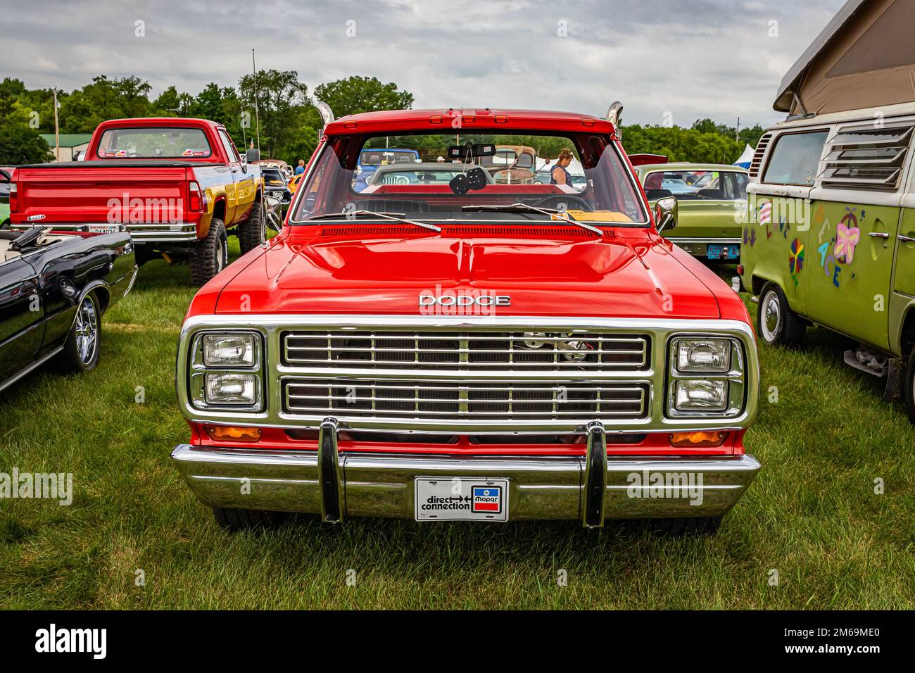 Lil red express truck hi-res stock photography and images - Alamy