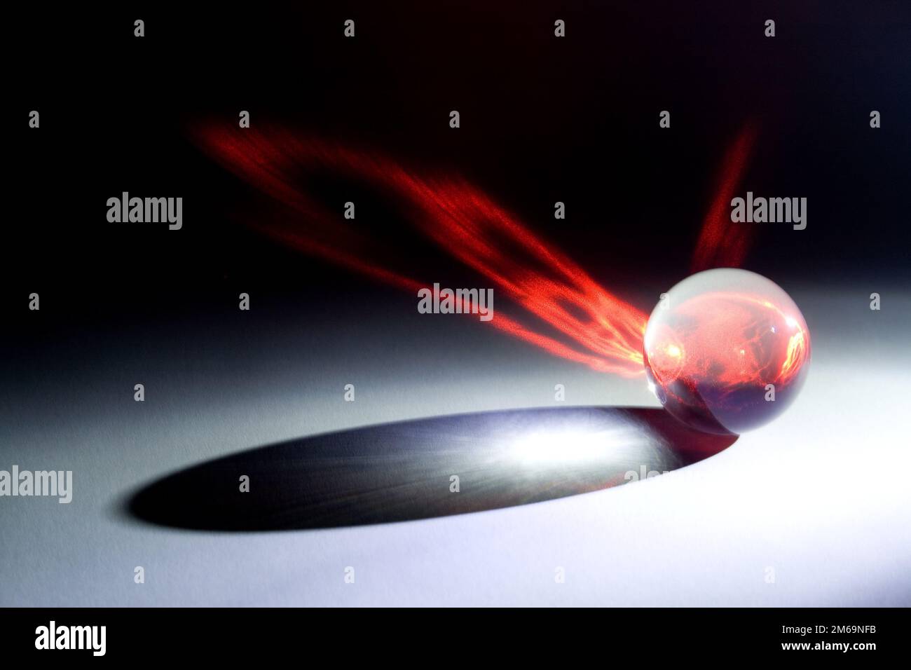 Light and shadow sphere hi-res stock photography and images - Alamy