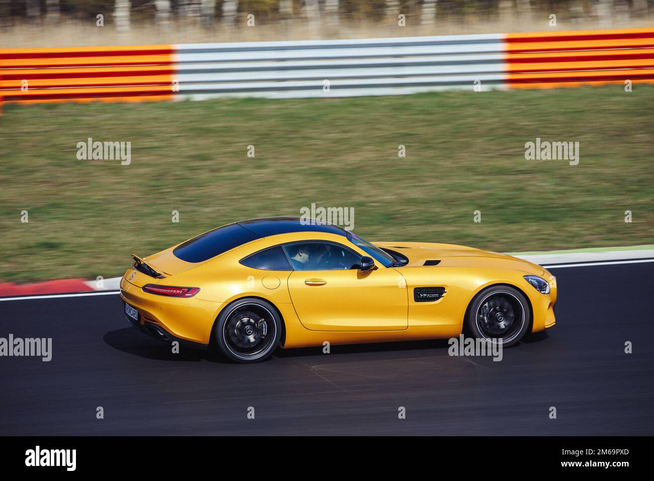 Mercedes amg gt hi-res stock photography and images - Alamy