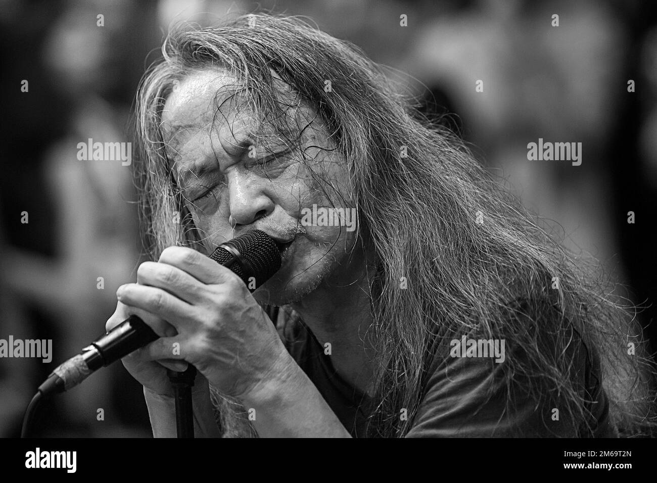 Damo Suzuki (* 16 January 1950) is a Cologne-based singer of Japanese ...