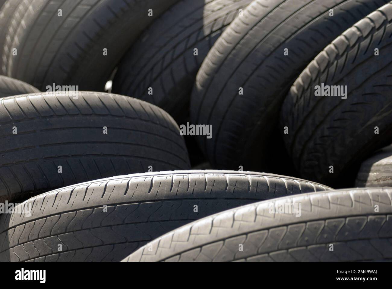 Car tyres hi-res stock photography and images - Alamy