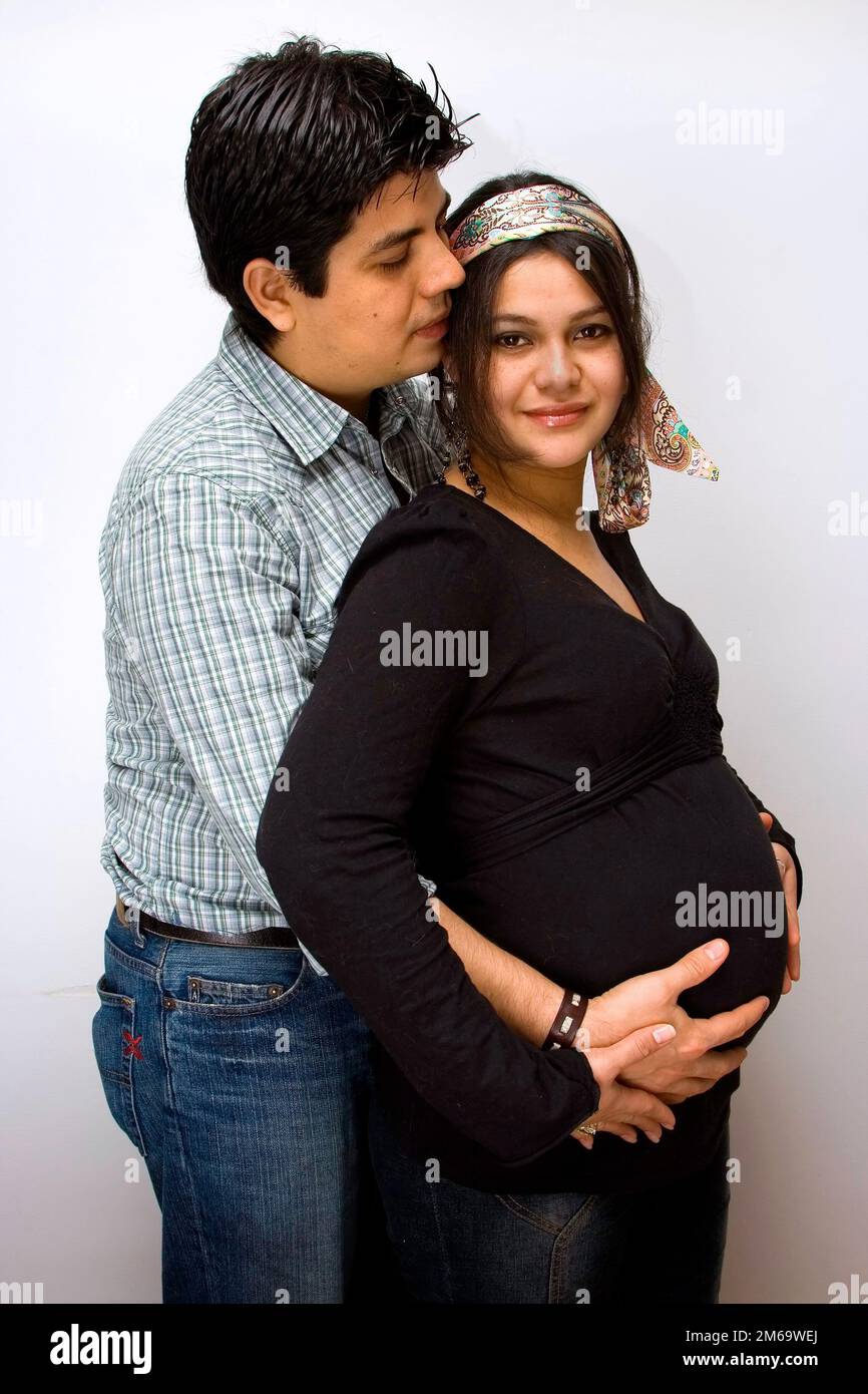 Expect expecting hi-res stock photography and images - Alamy