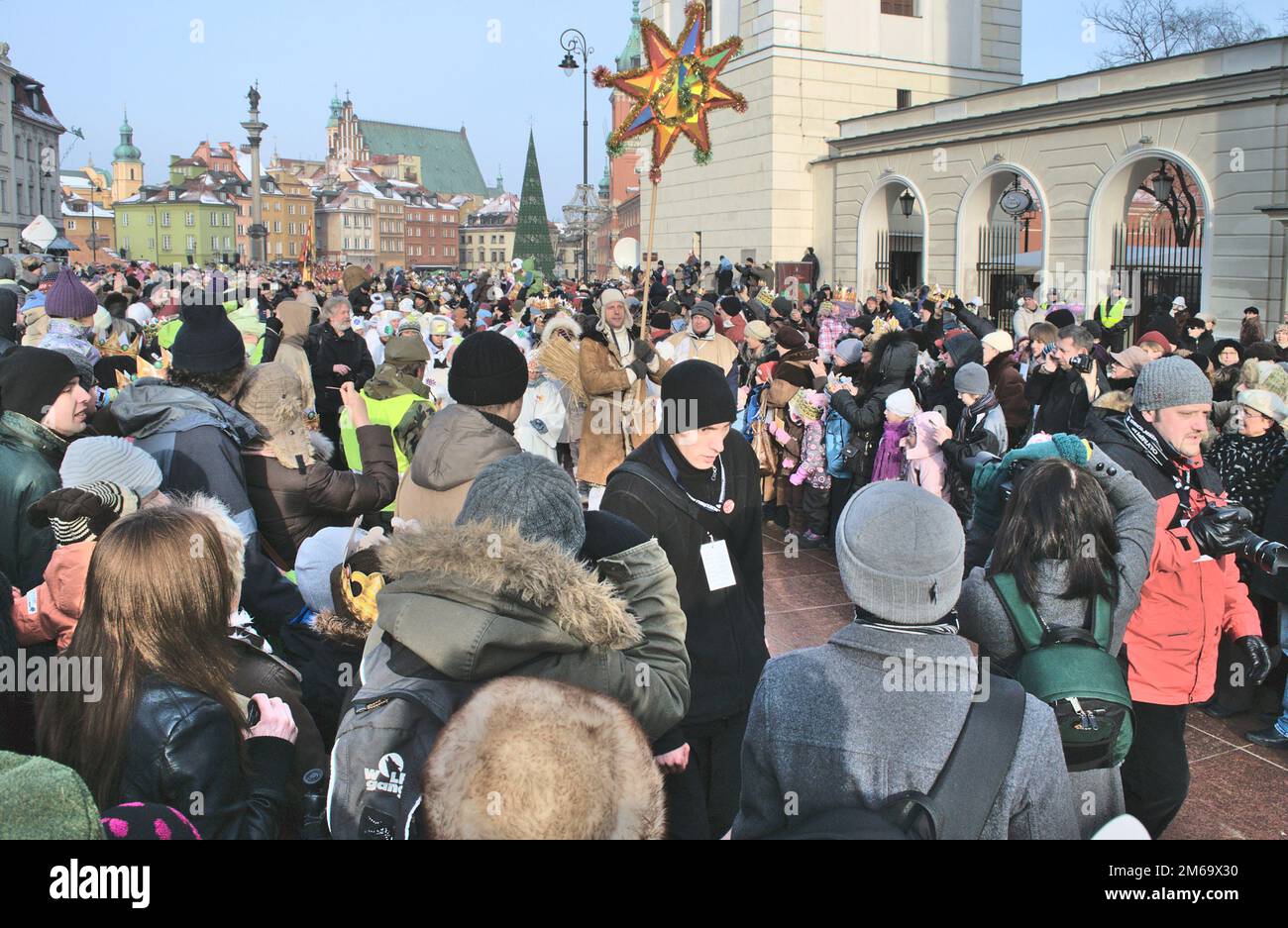 Paraders march in the annual Three Kings Day Parade (Epiphany) on ...