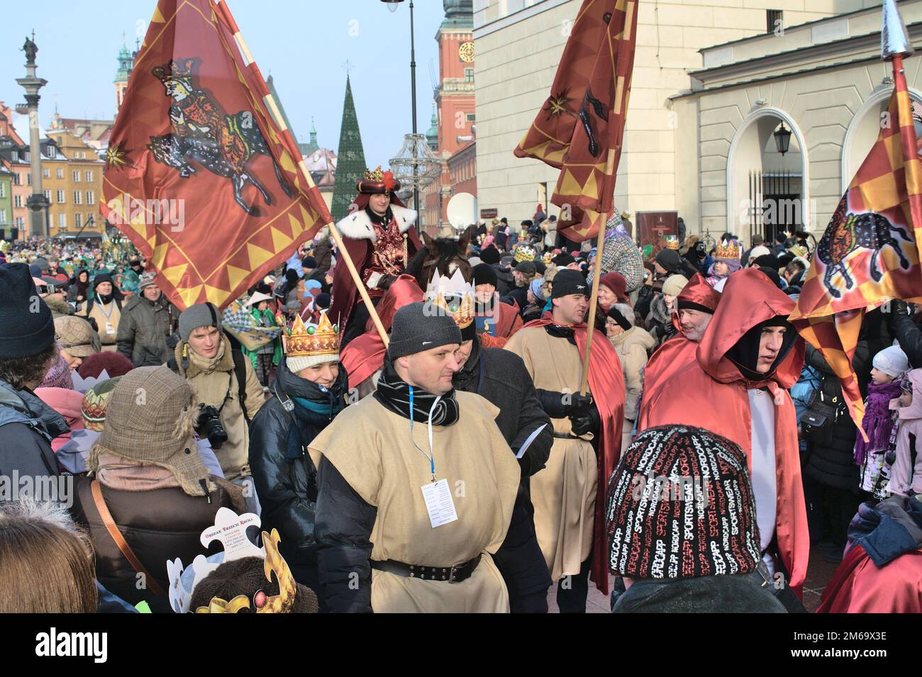 Paraders march in the annual Three Kings Day Parade (Epiphany) on ...