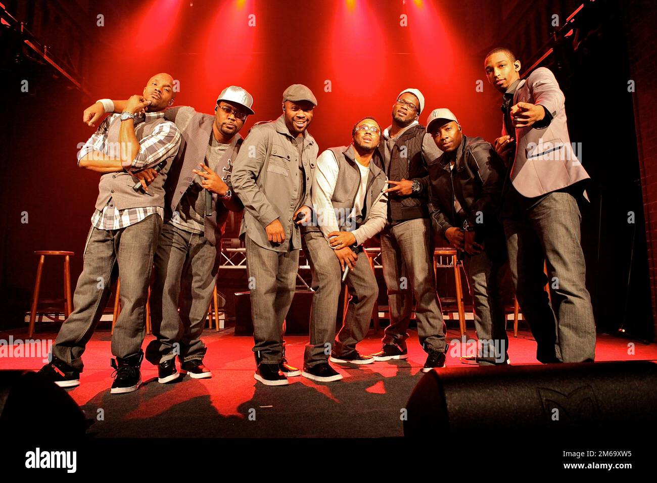 Naturally 7 live hi-res stock photography and images - Alamy