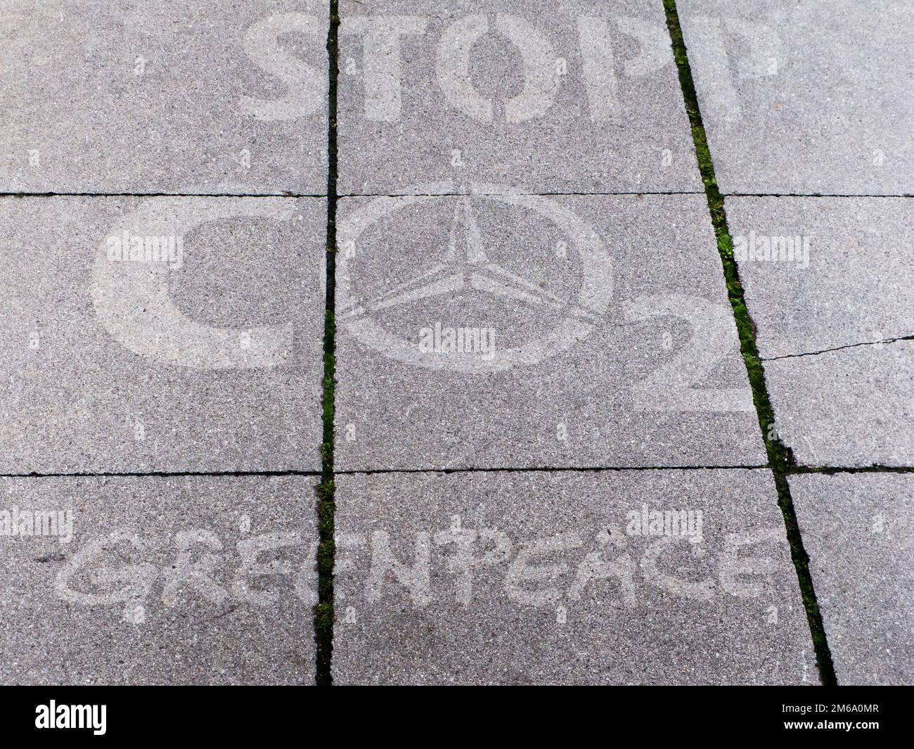 Stop carbon dioxide co2 emissions,greenpeace,daiml Stock Photo - Alamy