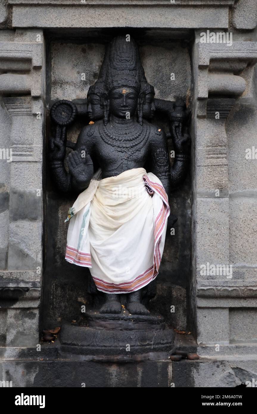 An ancient shiva temple in thiruppunaivanam tamilnadu Stock Photo - Alamy