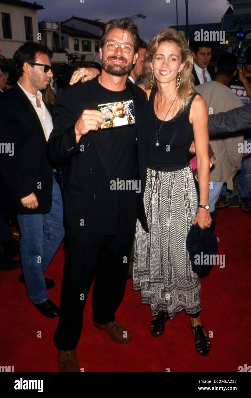Perry king and Jamie Elvidge at the premiere of In the Line of Fire on ...