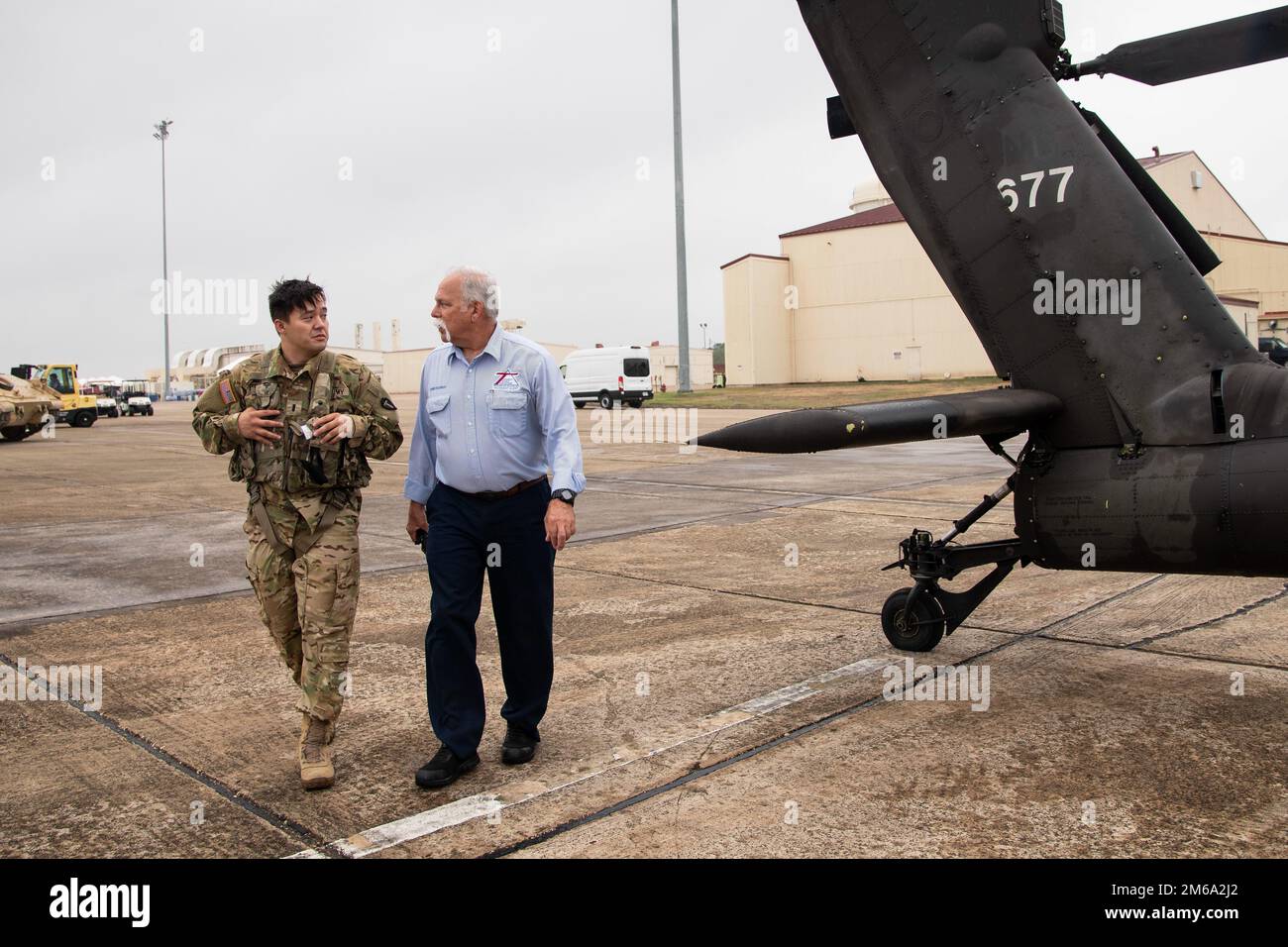 U.S. Army 1st Lieutenant Samuel Eastridge, 1st Battalion 149th Aviation ...