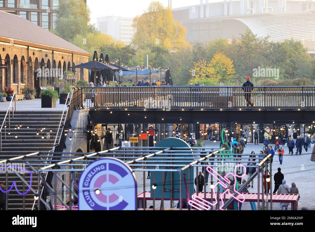 Christmas in Coal Drops Yard at Kings Cross, in north London, UK Stock ...