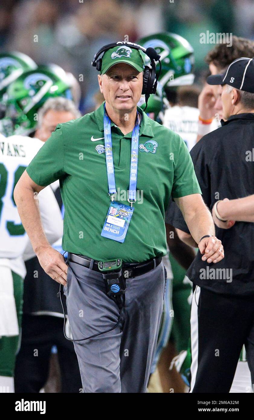 Arlington, Texas, USA. 2nd Jan, 2023. Tulane Green Wave Head Coach ...
