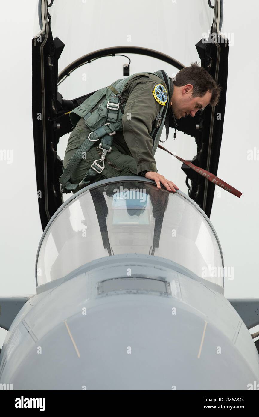 U.S. Air Force Maj. Calvin Conner, 85th Test and Evaluation Squadron ...