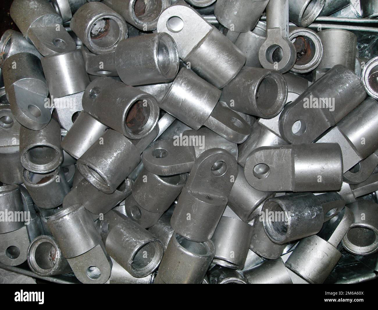 Silver metal tubes hi-res stock photography and images - Alamy