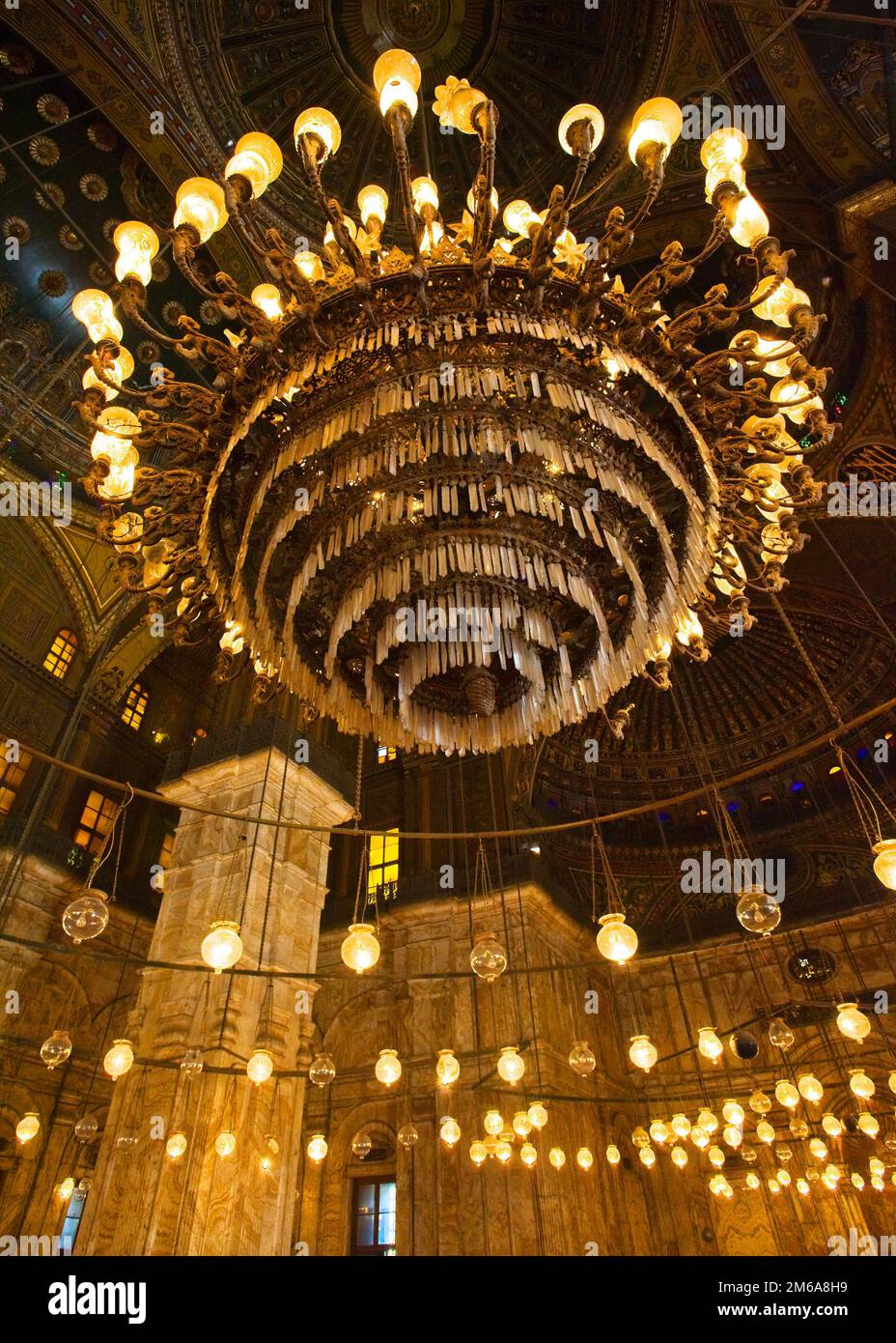 Al azhar mosque cairo ceiling hi-res stock photography and images - Alamy