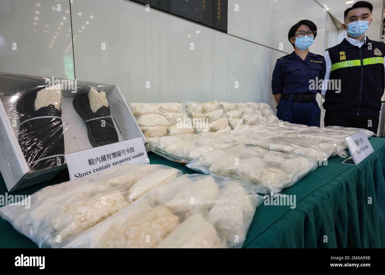 (Left) Lau Tsz-yan, senior inspector (Containerized Cargo Examination ...
