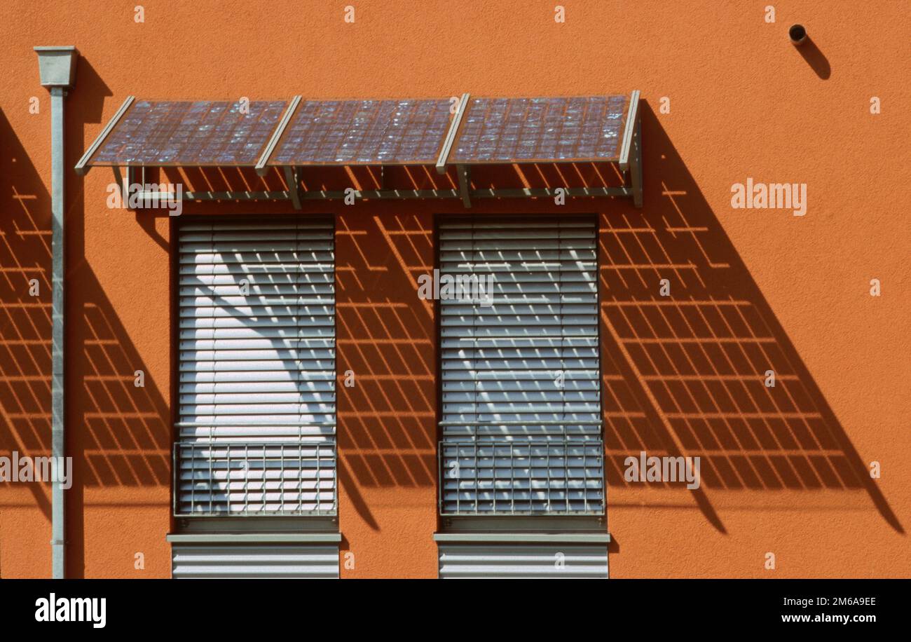 Sonnenreflektoren hi-res stock photography and images - Alamy