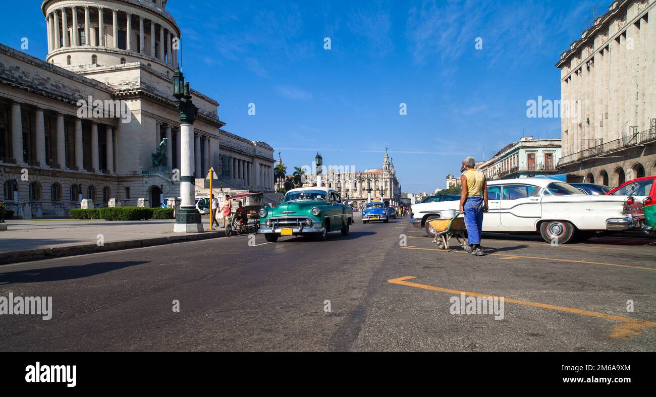 Caribbean Cuba Havana main street in front of the Stock Photo - Alamy