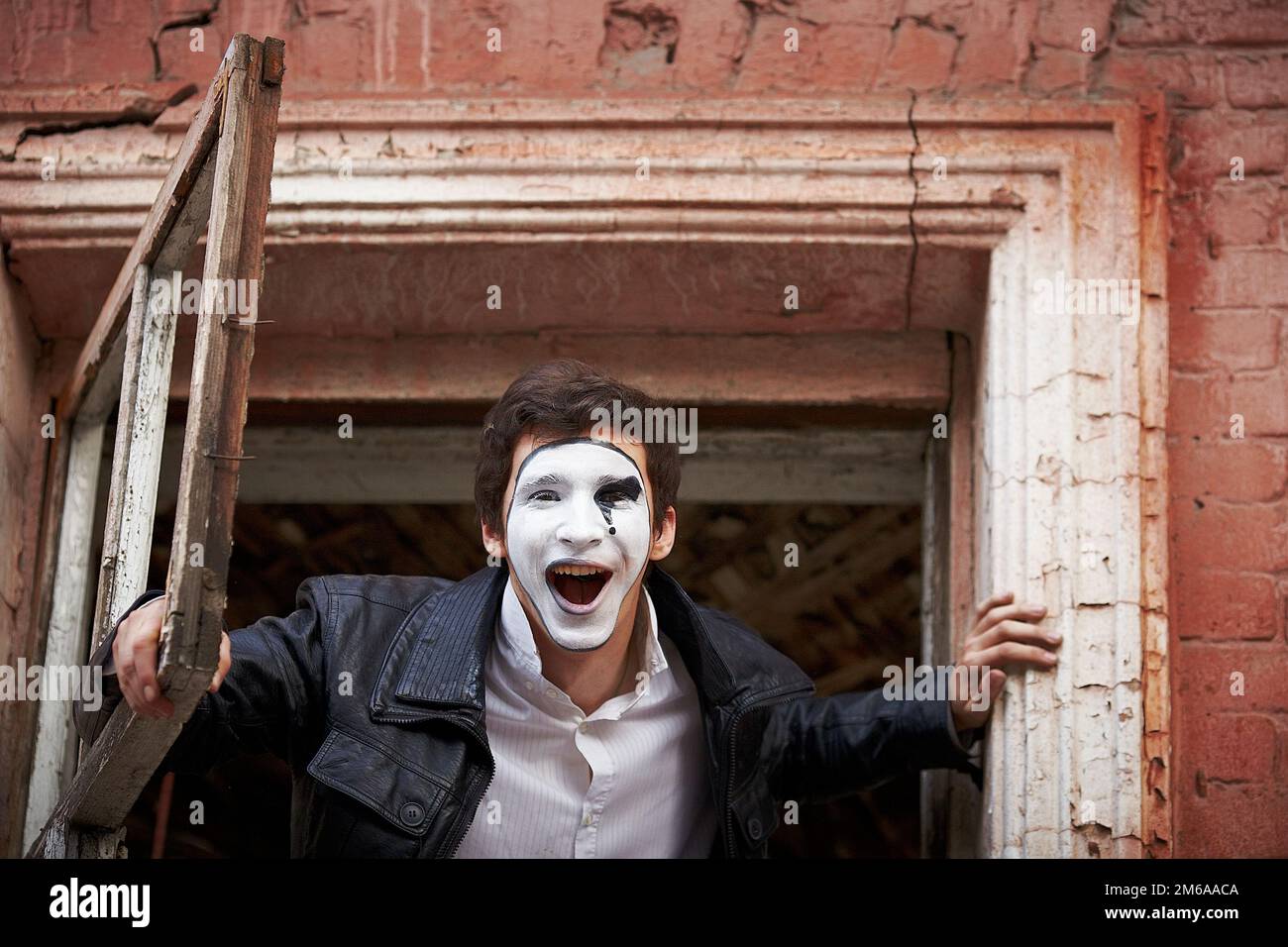 Mime image hi-res stock photography and images - Alamy