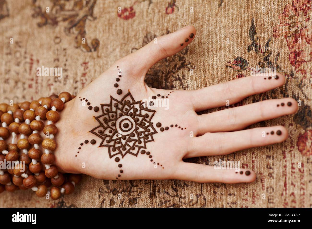 Indigenous womans hand hi-res stock photography and images - Alamy