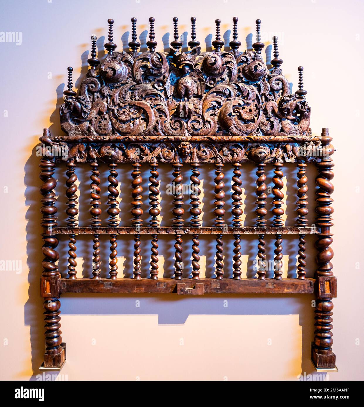 Close up of headboard with turned bars made circa 1700 from rosewood ...