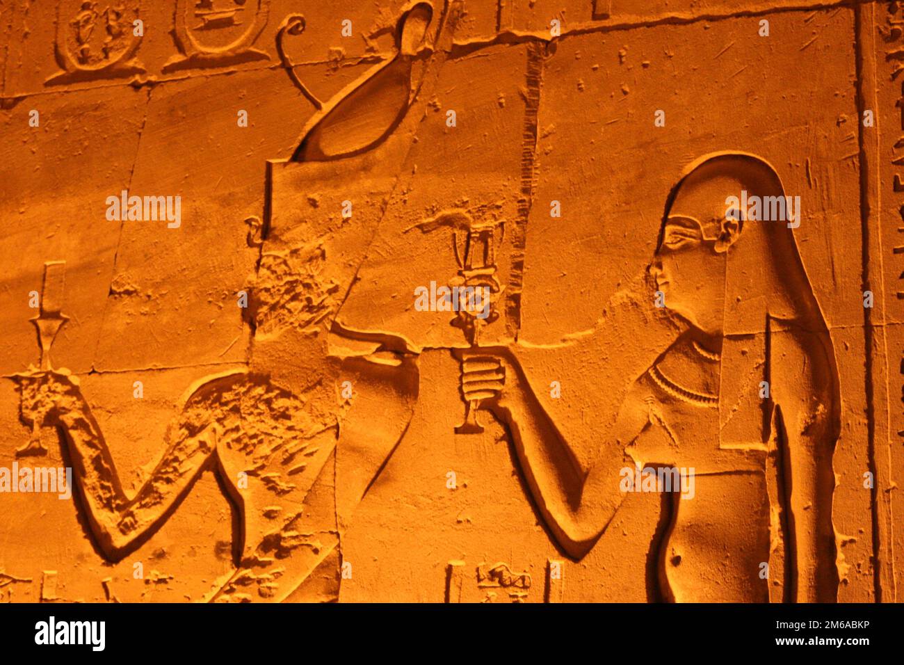 Nil font hi-res stock photography and images - Alamy