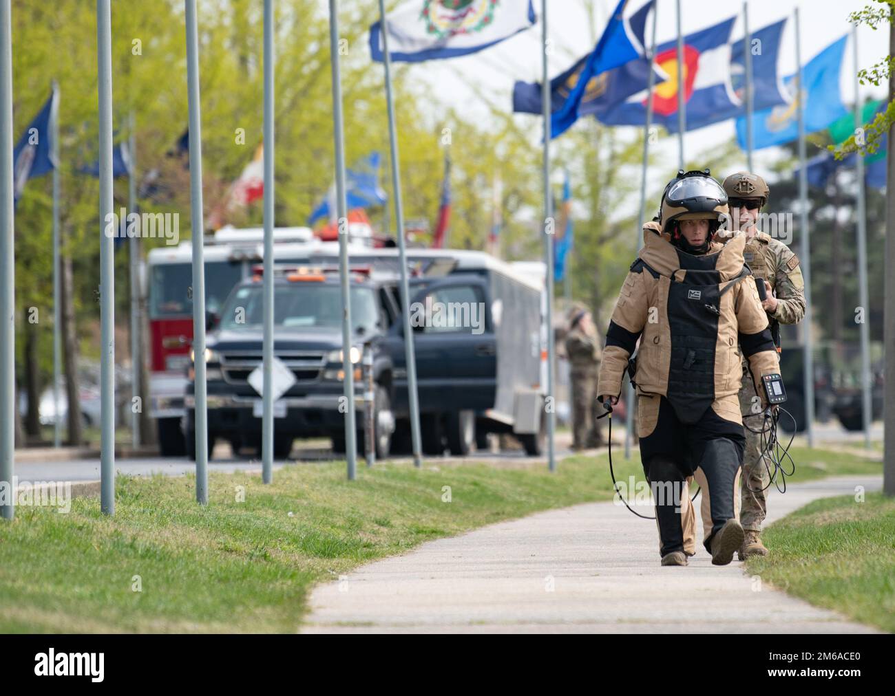 Staff Sgt. Andrew Raymond, 8th Civil Engineer Squadron Explosive ...