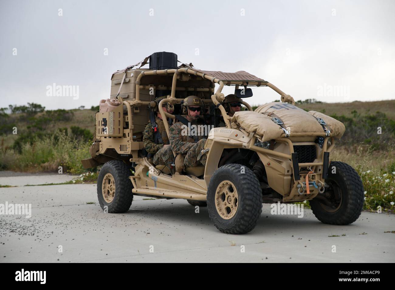 U.S. Marines with 1st Battalion, 2d Marine Regiment, 2d Marine Division ...