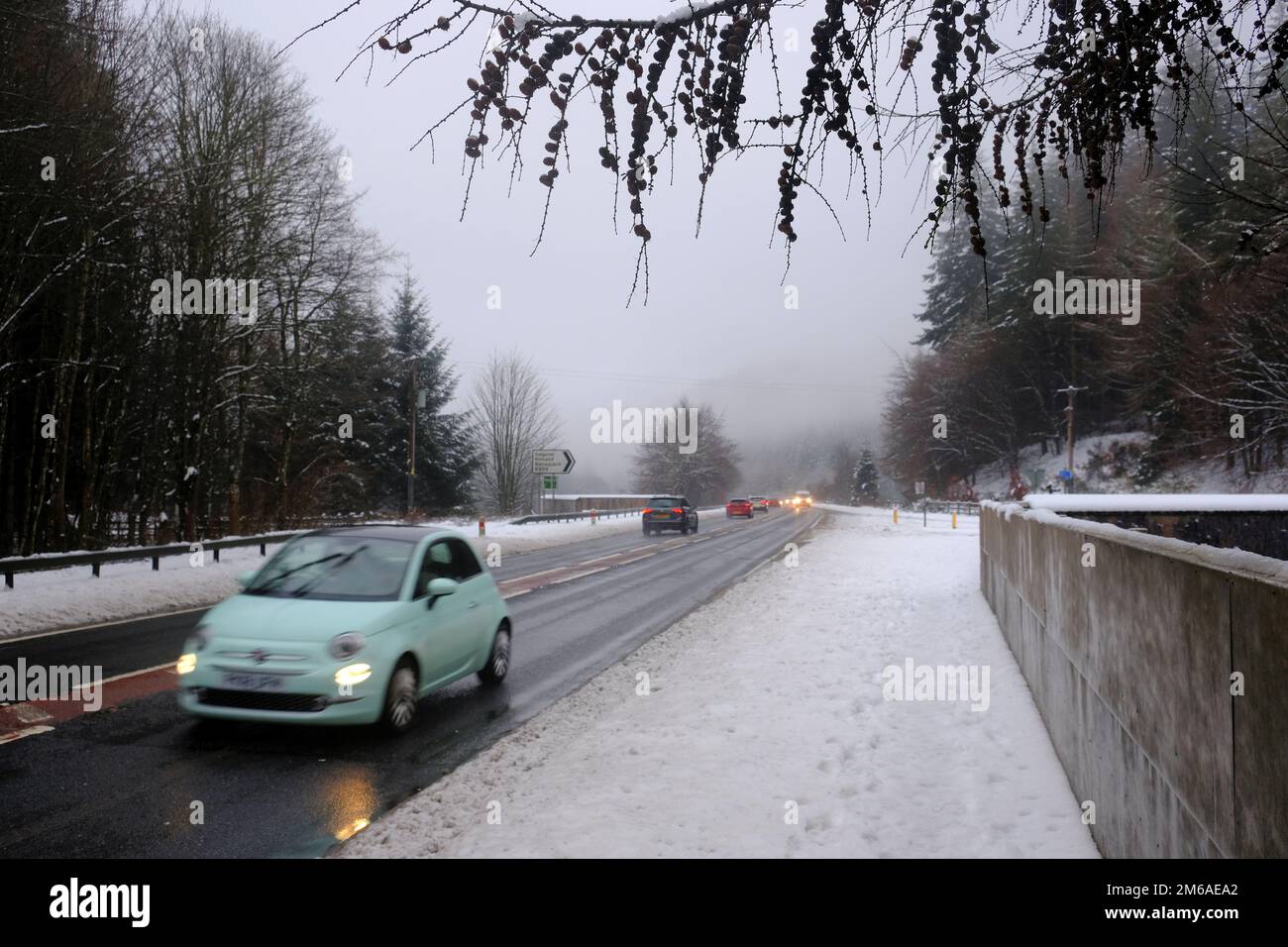 Dunkeld, Scotland, UK. 3rd January 2023. The Temperature slowly rises ...