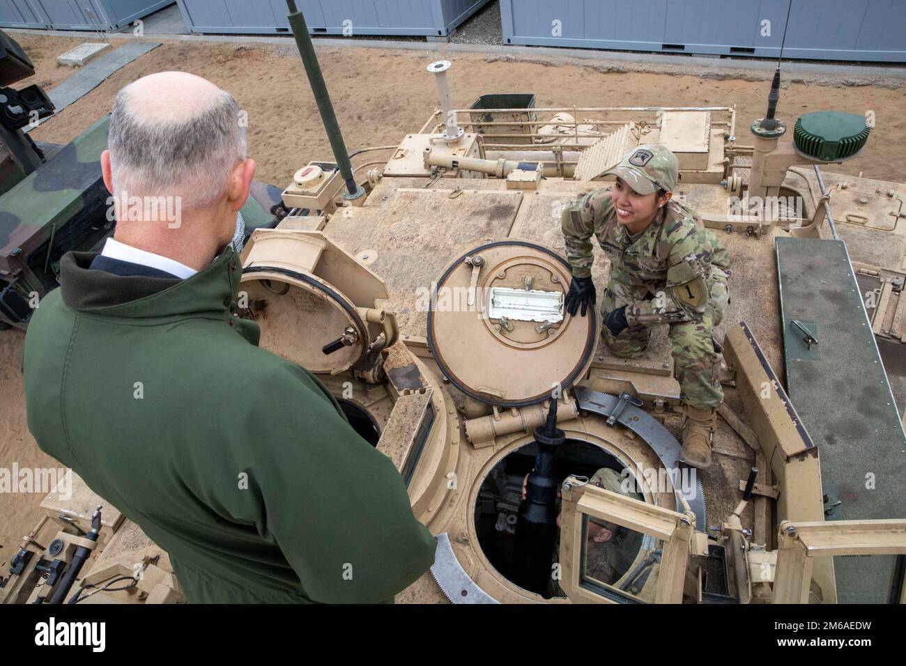 U.S. Sen. Rick Scott meets U.S. Soldiers with the 3rd Battalion, 66th ...