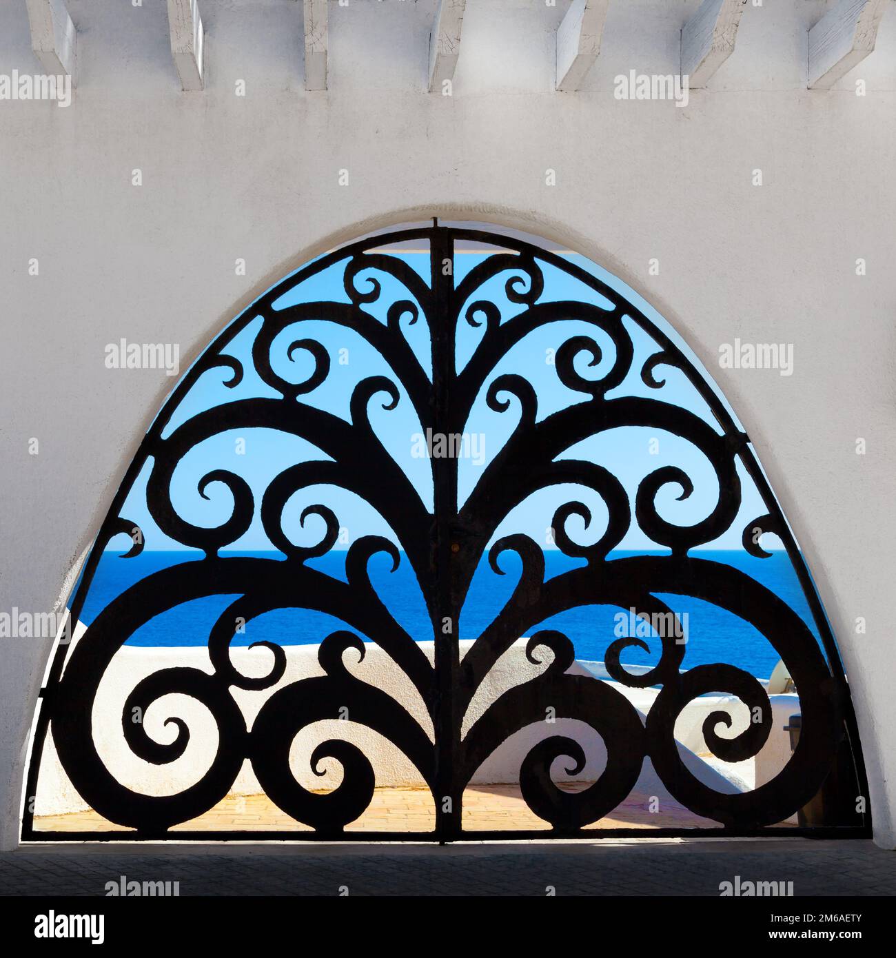 Sky view through ornamental hi-res stock photography and images - Alamy