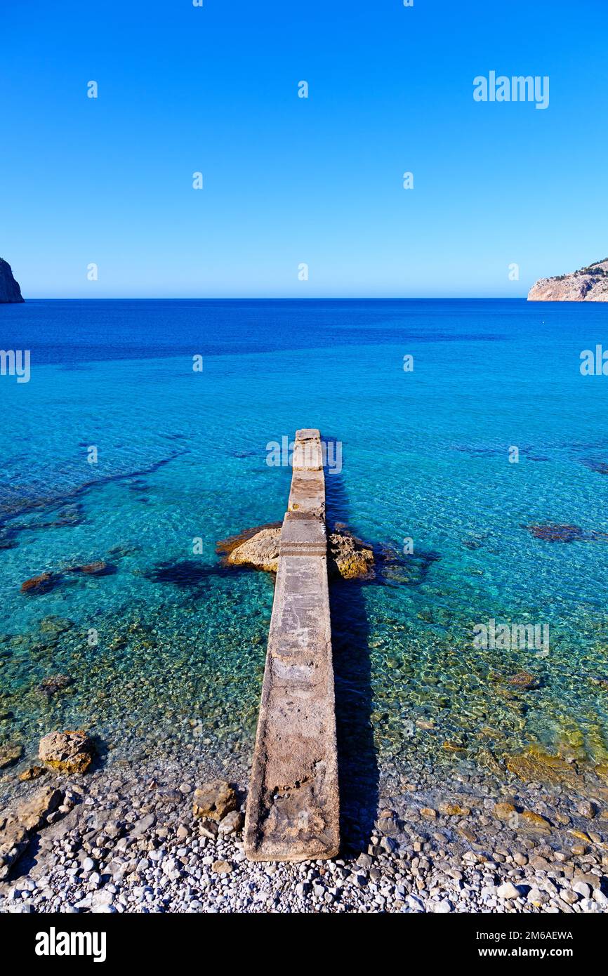 Old Stone Dock Stock Photo - Alamy