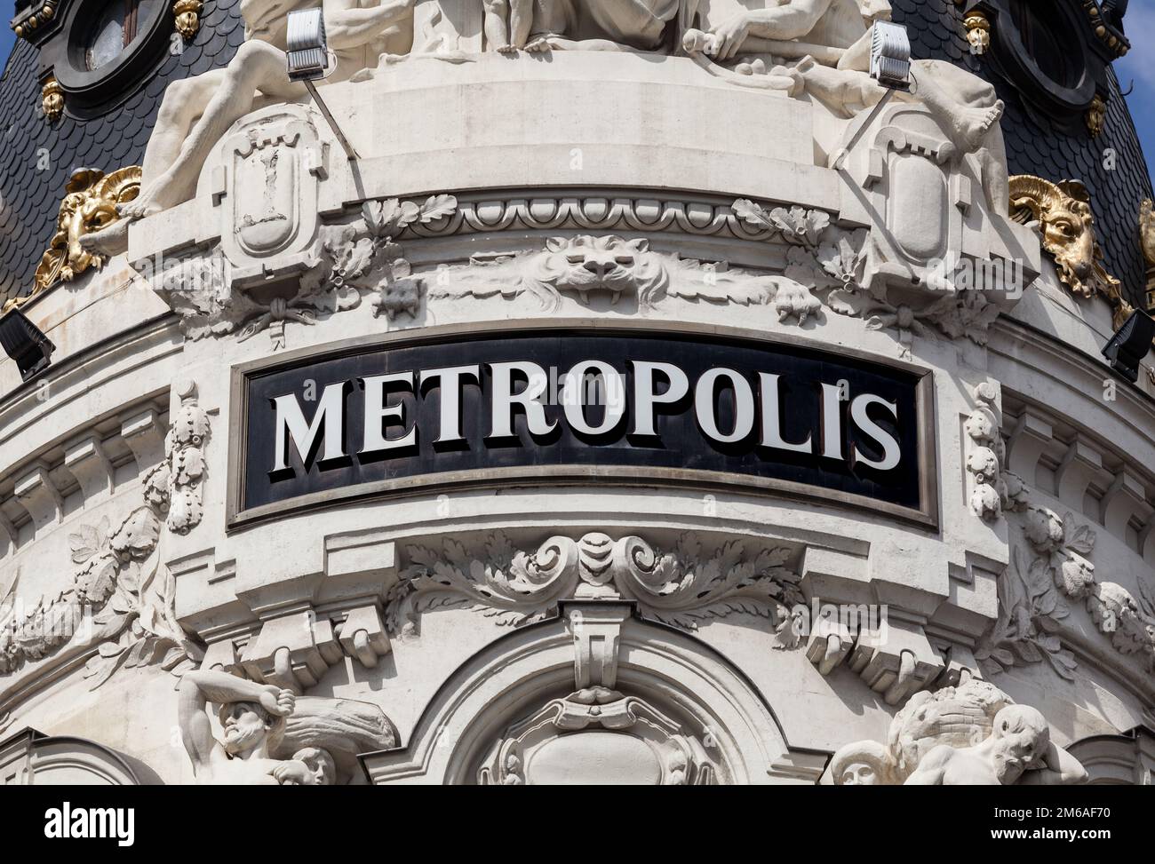 Antique sign hi-res stock photography and images - Alamy