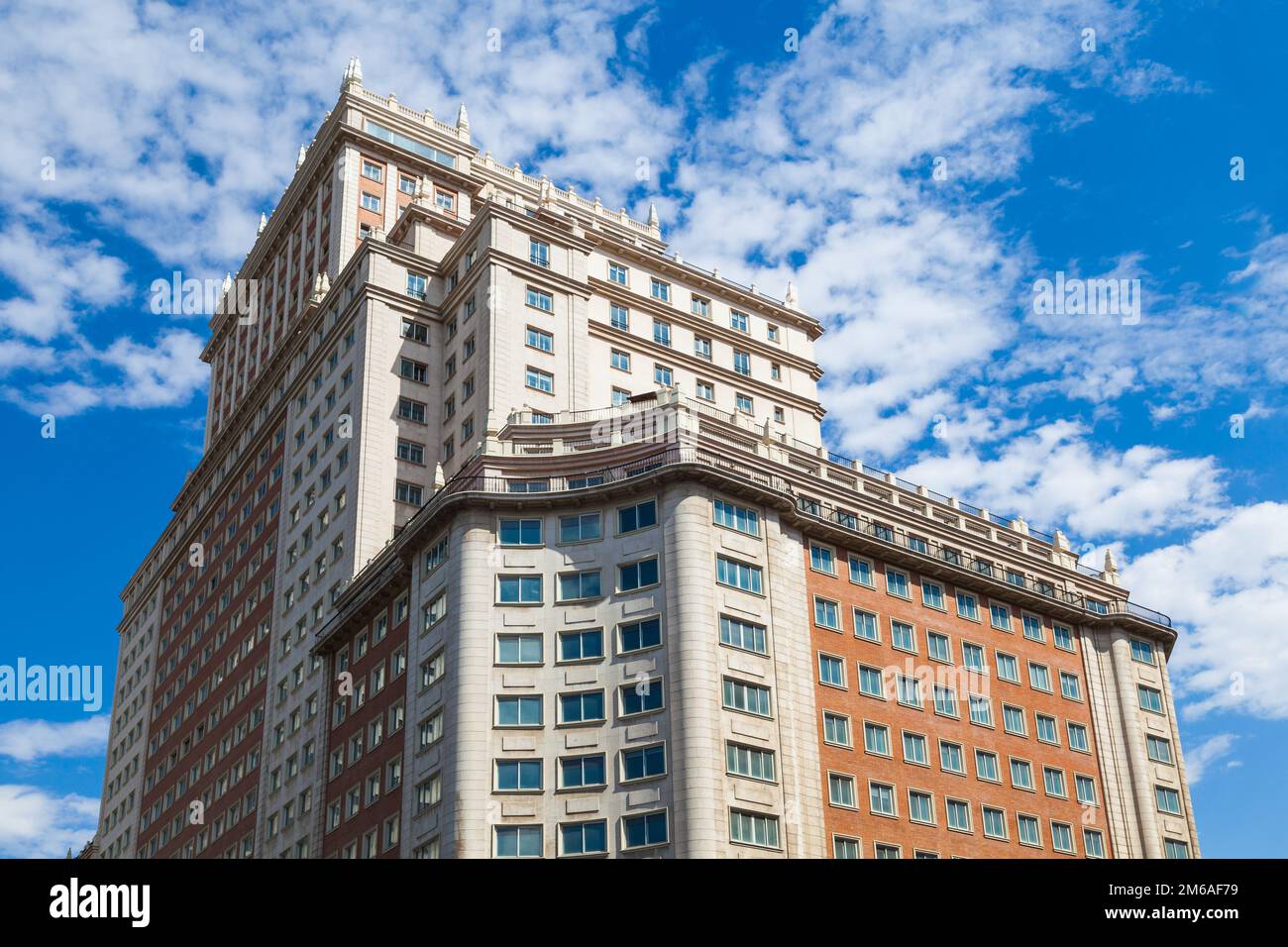 The Spain Building facade in Spain Square at Madrid Stock Photo - Alamy