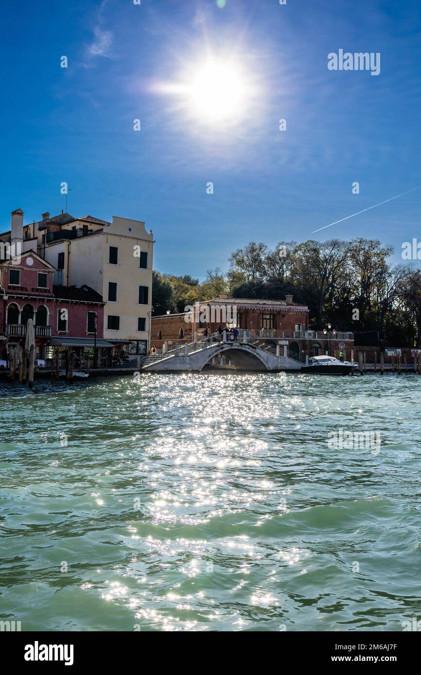 Europe famous flare gondola grand historic hi-res stock photography and ...
