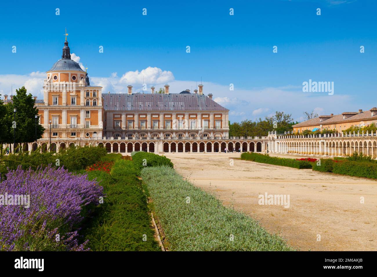 Royal garden views hi-res stock photography and images - Alamy