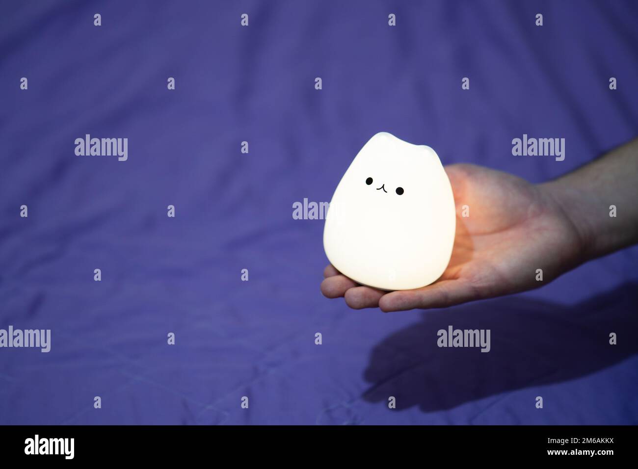 Silicon cat shaped lamp hi-res stock photography and images - Alamy