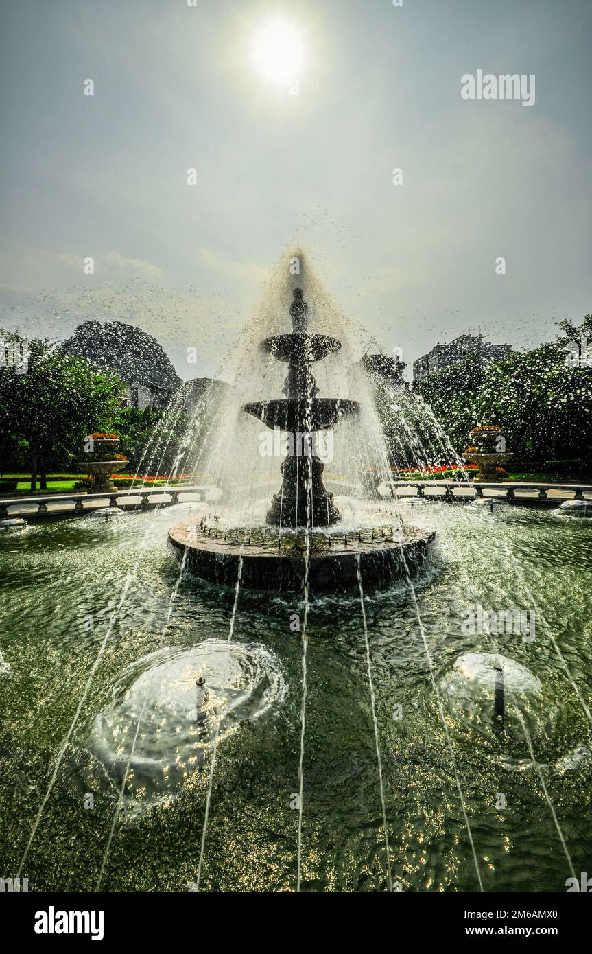 Guillin China Seven Star Park and Karst rocks Yangshuo Stock Photo - Alamy