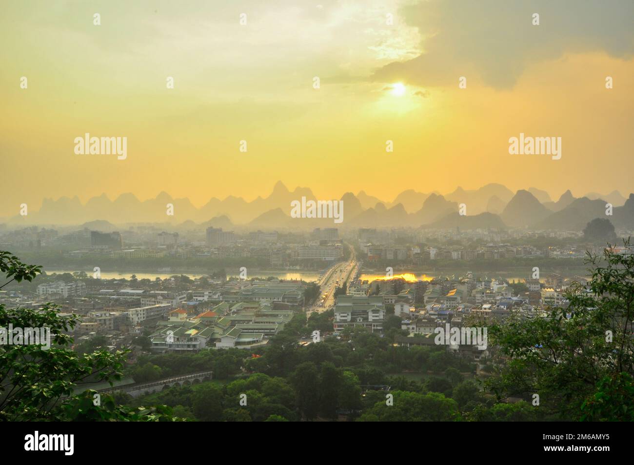 Guillin China Seven Star Park and Karst rocks Yangshuo Stock Photo - Alamy