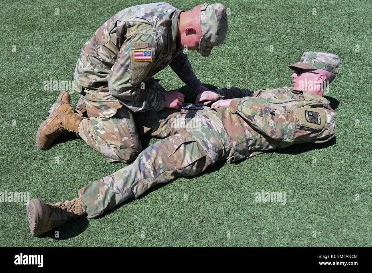 Special Operation Forces Soldiers from the 10th Special Forces Group ...