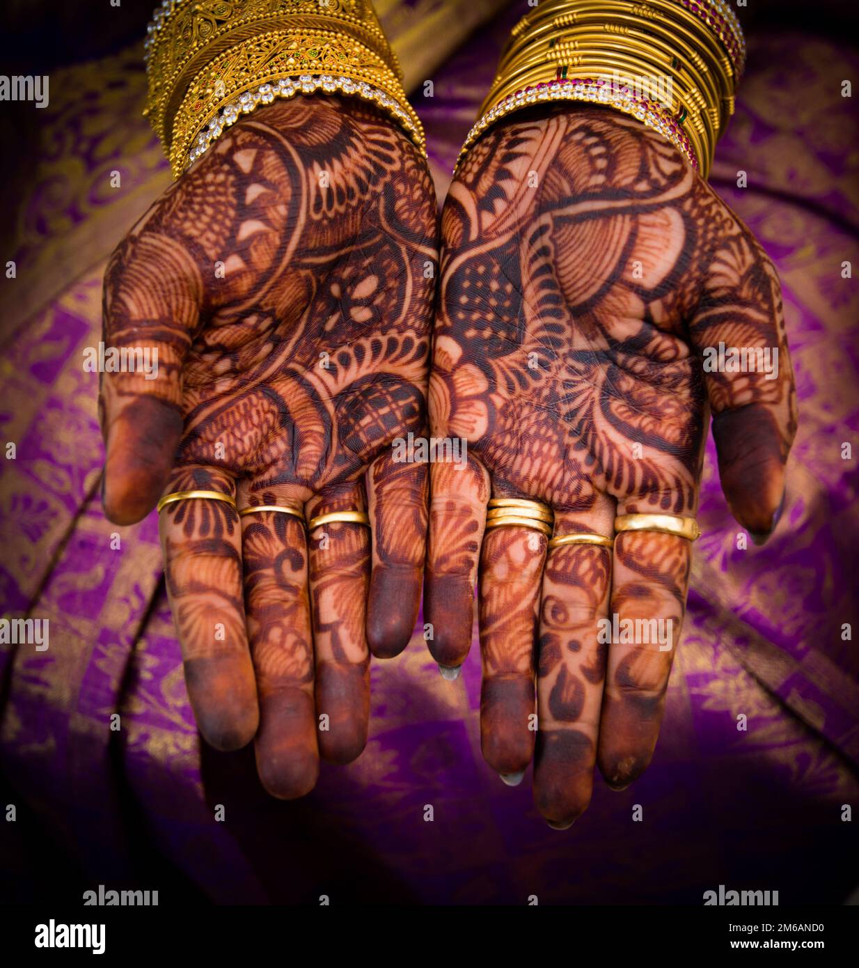 Mehandi design hi-res stock photography and images - Alamy