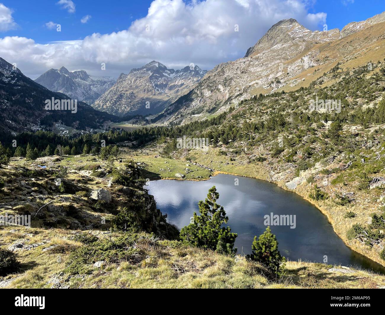 The glacial lake in the Benasque valley, Pyrenees Stock Photo - Alamy