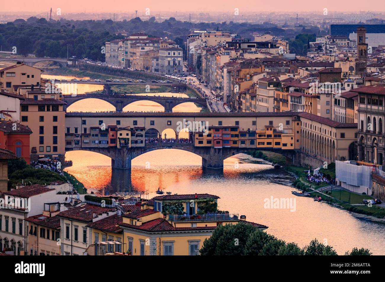 Famous Bridge of Ponte Vecchio on the river Arno River in Centro ...