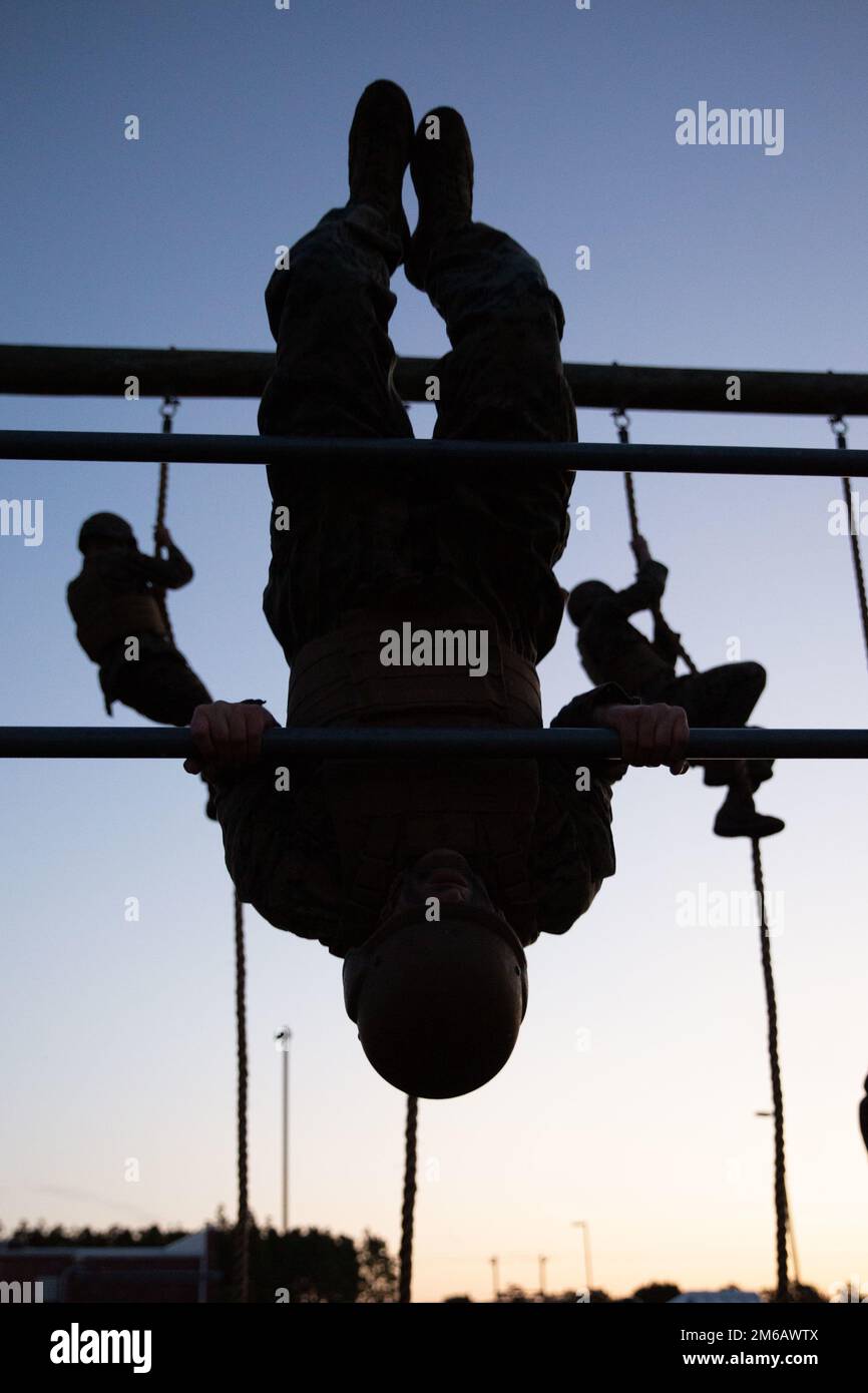U.S. Marine Corps Martial Arts Instructor (MAI) Course student conducts ...