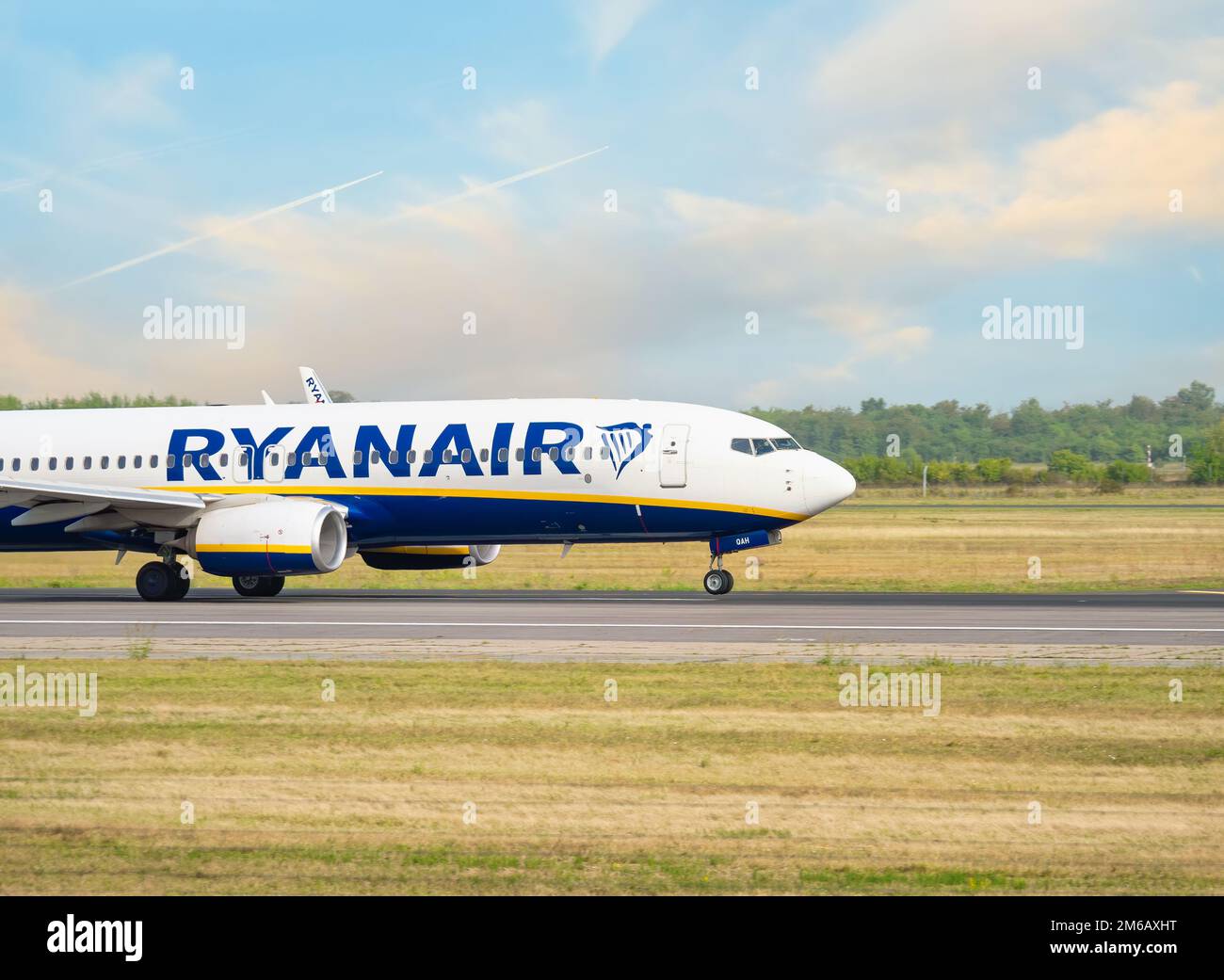 Bucharest, Romania - August 2022: A Ryanair Boeing 737 airplane on the ...