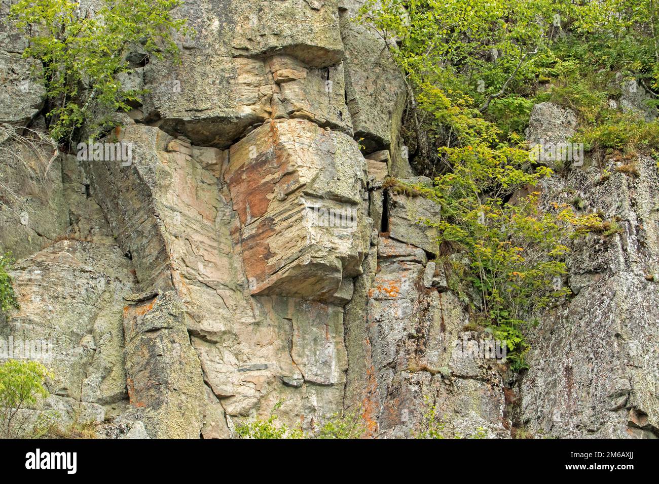 Human face rock hi-res stock photography and images - Alamy