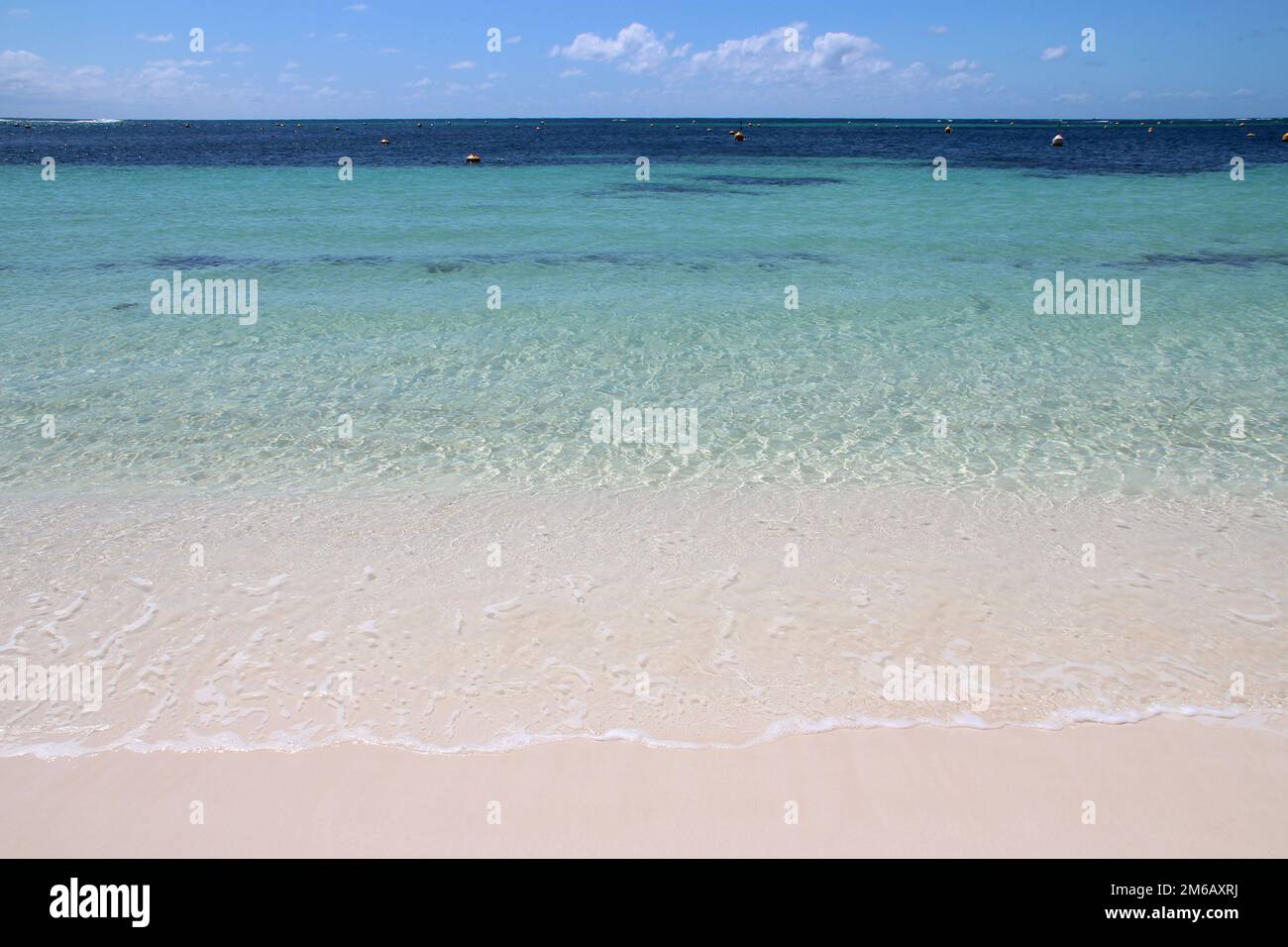 indian ocean at stark bay beach at rottnest island in australia Stock ...