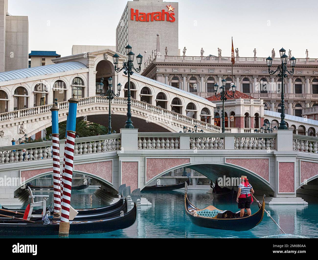 Venetian Gondola Las Vegas Female Venice's First Female Gondoliera In