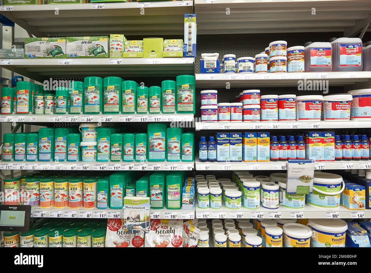 Toom diy hi-res stock photography and images - Alamy